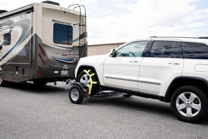 Dinghy Towing/Flat Towing: 6 Most Important Things To Know